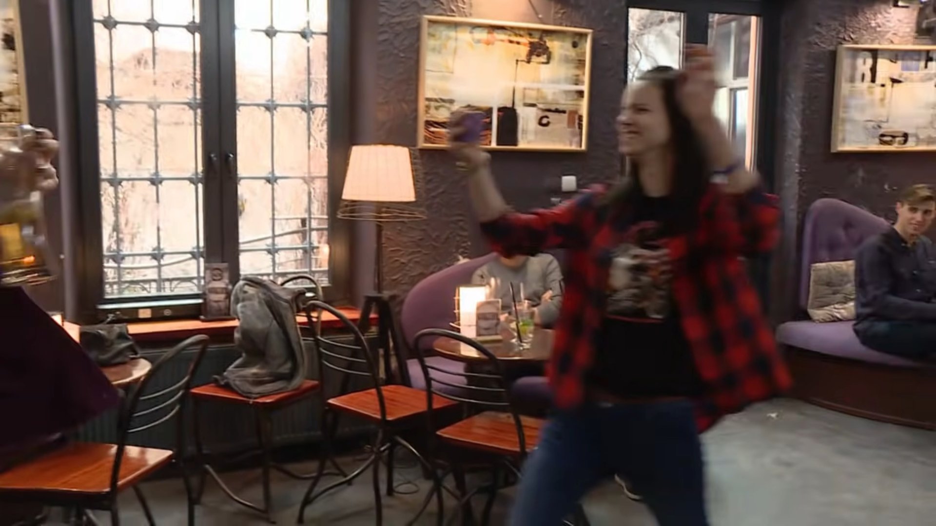 Mama Małkowskiej zataczała się w barze Oskara [ - patrz.pl